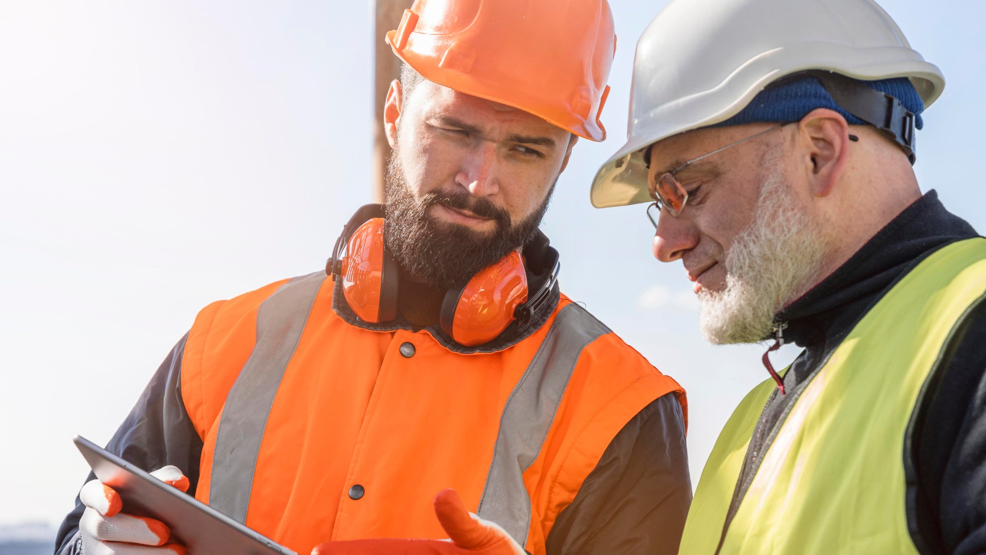How Technology Has Transformed Contractor Management - Appruv